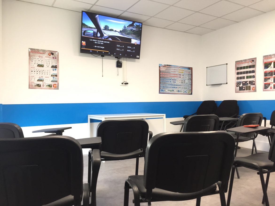 Permis Pas Cher I N°1 en France - Auto-Moto-Remorque école, Permis B Pas Cher, Permis AAC Pas ...